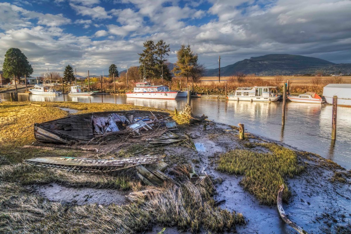 Samish River Boat | North Western Images - photos by Andy Porter